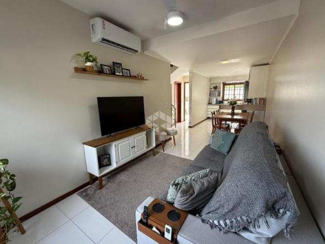 Duplex 03 dormitórios e suíte no bairro Jardim Europa
