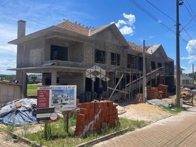 Duplex 2 dormitórios com suíte em Linha Santa Cruz