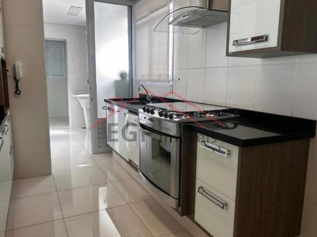 Duplex, cobertura, 4 suítes, 3 vagas de garagem, jacuzzi, Edifício Montanhan, Parque Campolim, Soroc