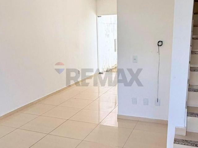Duplex com ENERGIA SOLAR no Park das Tulipas