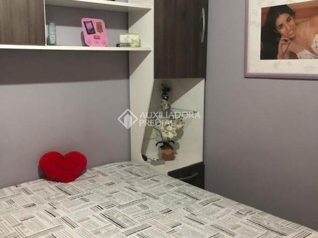 Duplex com suíte no Jardim Algarve/ Alvorada