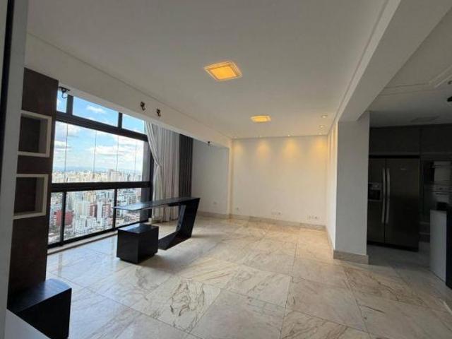 Duplex com vista privilegiada no Bigorrilho | 107 m² privativos | 3 quartos | 2 vagas