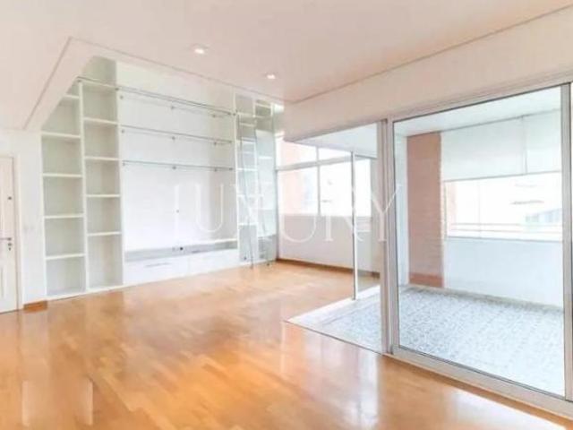 Duplex com 157 m², 3 quartos sendo 3 suítes à venda no bairro Pinheiros