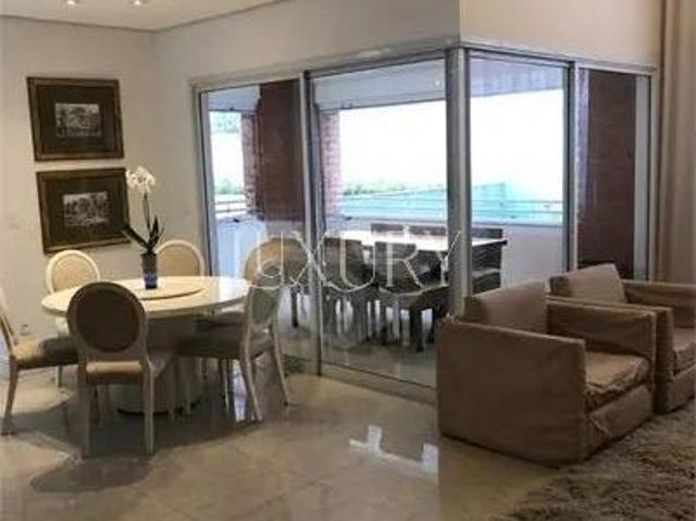 Duplex com 157 m², 3 quartos sendo 3 suítes à venda no bairro Pinheiros