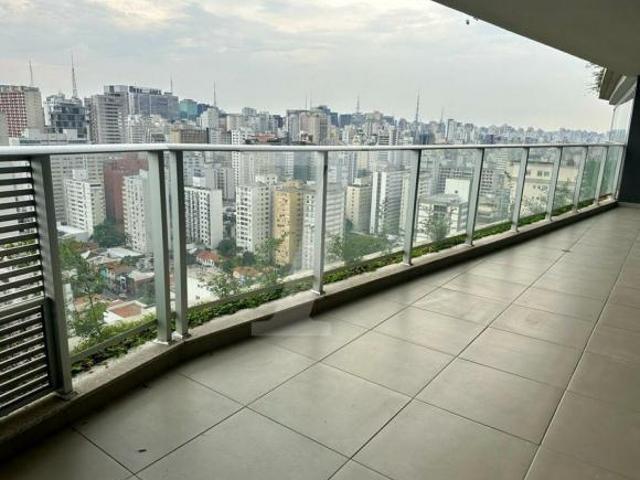 Apartamento Duplex com 196 m² com 3 quartos no Jardim América