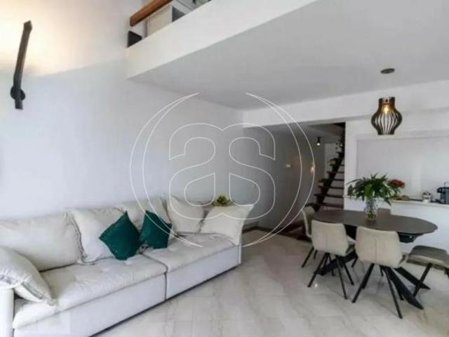 Duplex com 1 dormitório e 1 vaga