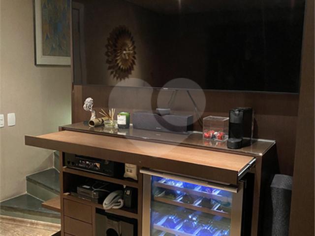 Duplex com 1 quarto para alugar em Pinheiros SP