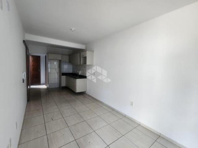Duplex com 2 dormitórios à venda no Santo Inácio!
