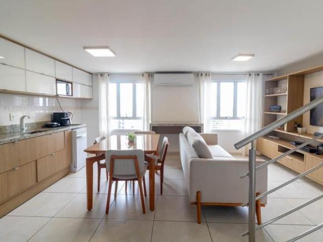 Duplex com 2 suítes no setor oeste