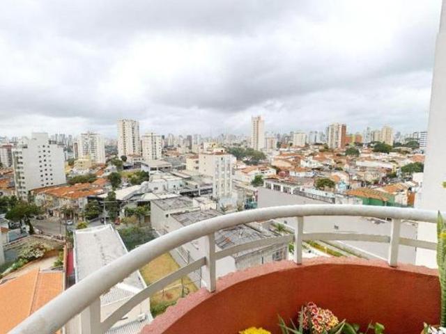 Duplex com 2 quartos à venda no Cambuci