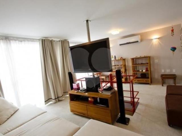 Duplex com 2 quartos à venda em Itaim bibi SP