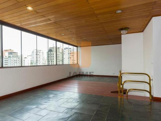 Duplex com 3 Dormitórios 2 Vagas em Jardim Paulista