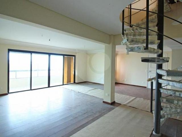 Duplex com 4 quartos à venda em Conjunto residencial morumbi SP