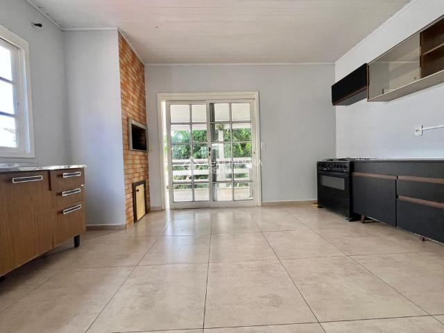 Duplex com 4 quartos e 140m² para alugar em Moinhos de Vento, Canoas