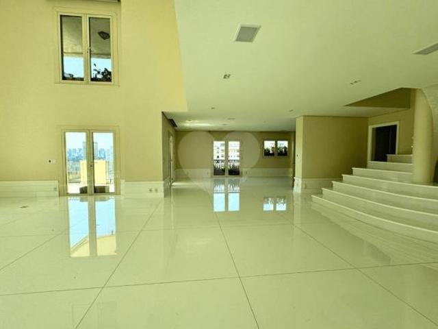 Duplex com 5 quartos à venda em Jardim europa SP