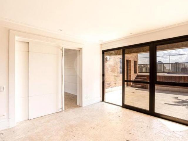 Duplex com 6 quartos à venda em Vila andrade SP