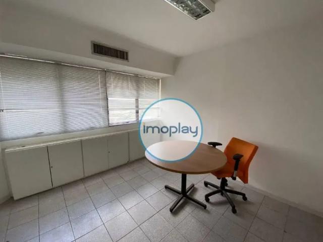 Duplex comercial de 560 m² de área útil e 08 vagas de garagem na Vila Olímpia
