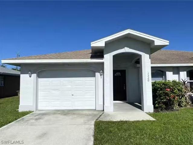 Duplex Cape Coral, FL 1320 Country Club Blvd