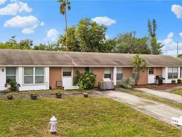 Duplex CAPE CORAL, FL 1546 Se 42nd Ter #AANDB