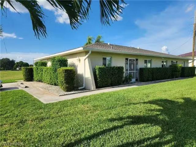 Duplex CAPE CORAL, FL 1621 Sw Santa Barbara Pl