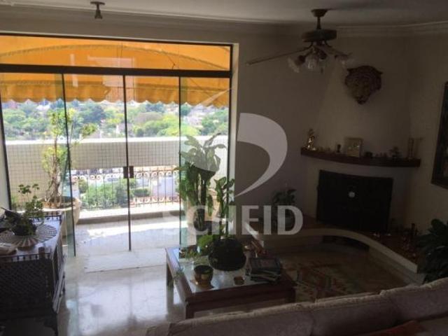 Duplex à venda