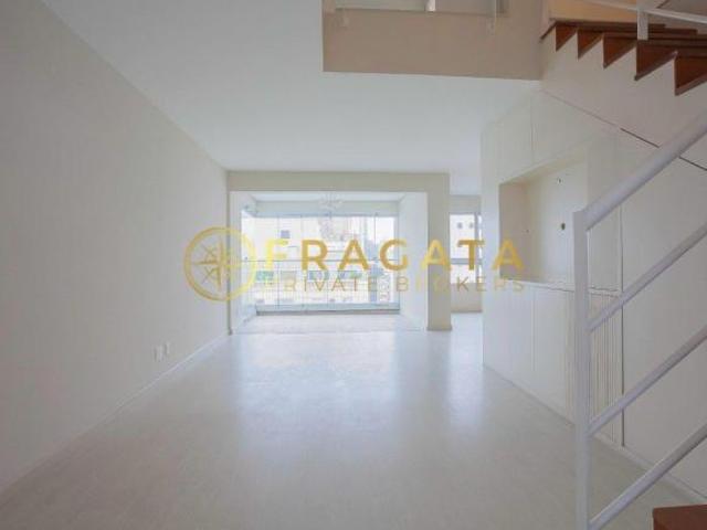 Duplex á venda com 146 m², 3 dormitórios e 3 vagas no Jardim Paulista