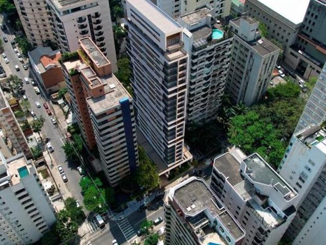 Duplex à venda em São Paulo, Jardins, com 2 quartos, 156,6m²