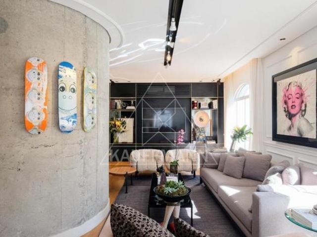 Duplex à Venda no Jardim Paulista 2 Dormitórios 1 Suíte, 2 Vagas, 163,18m² A.U