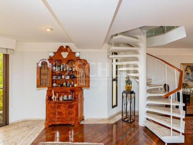 Duplex á Venda no Morumbi com 157m², 2 quartos sendo 2 suítes, 2 vagas
