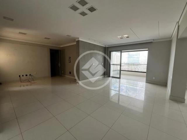 DUPLEX A VENDA NO PARQUE RESIDENCIAL PANTANAL 2 R$ 2.200.000,00 5 SUÍTES SENDO UMA MASTER 6 VA