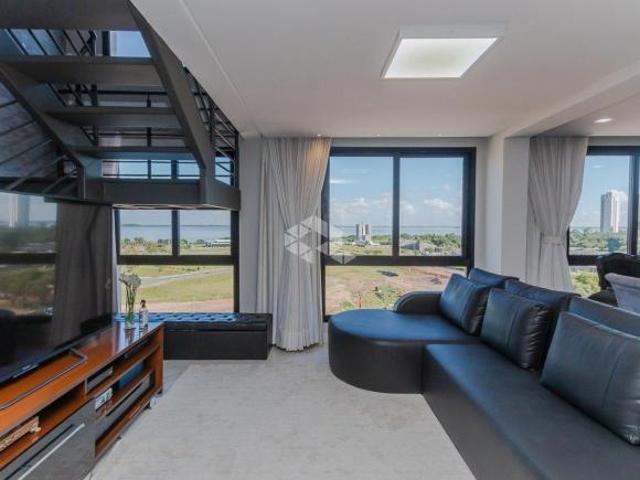 Duplex Aconchegante: Apartamento de 2 Dormitórios com Suíte e Vista Deslumbrante, Porteira Fechada