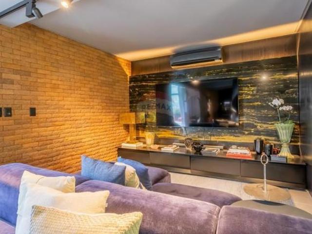 Duplex alto padrão, mobiliado, à venda Cerqueira César, com 197 m², 2 suítes e 2 vagas por R$ 5.250