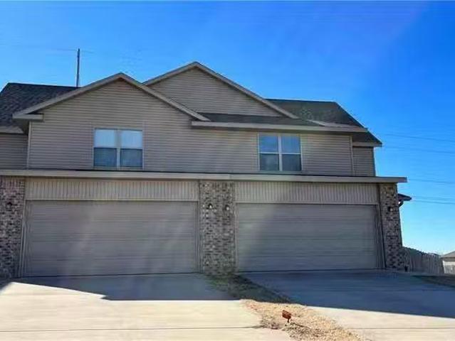 Duplex Bentonville, AR 5007 Sw Fieldstone Blvd