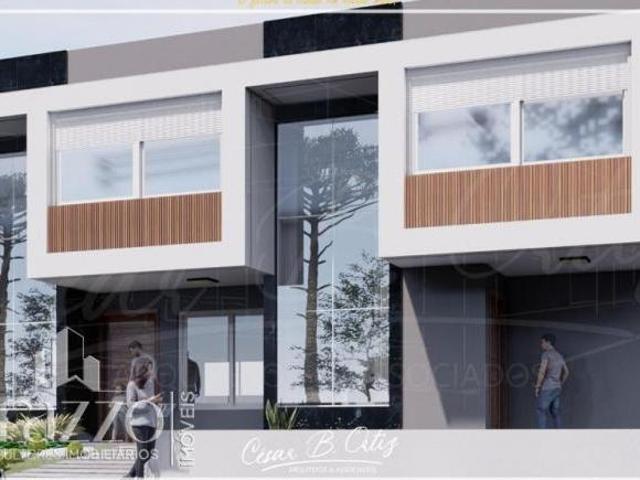 DUPLEX GEMINADO NO CENTRO DE TRAMANDAÍ