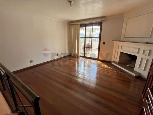 Duplex de 3 Quartos em Santa Maria Ótima Oportunidade