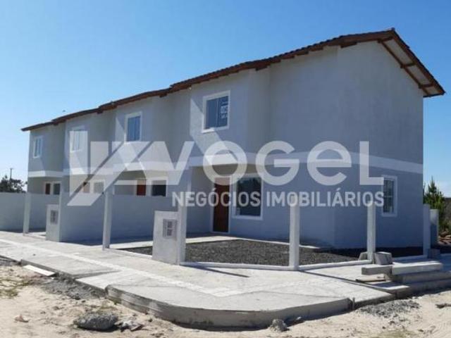 DUPLEX DE 2 DORMITÓRIOS, NOVO, PRONTO PARA MORAR