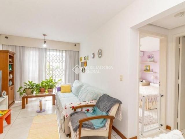 Duplex de 2 quartos no bairro Azenha, muito próximo da Cidade Baixa em Porto Alegre