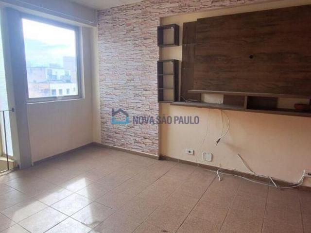 Duplex de 42m² com 1 dormitório na Bela Vista, com vaga e banheira