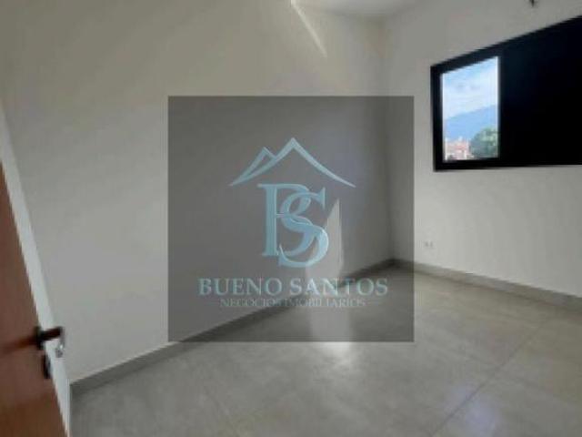 Duplex de Alto Padrão com 3 Dormitórios e 2 Vagas ? 101 m² | Residencial Felicita ? Maracanã, Praia