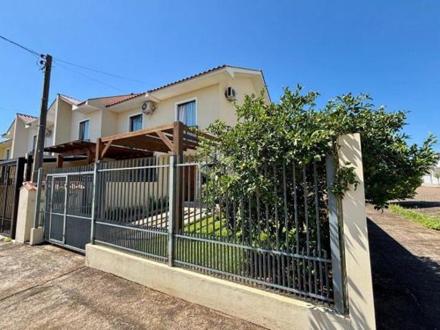 DUPLEX DE ESQUINA E COM PISCINA EM LINHA SANTA CRUZ