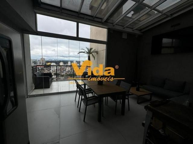Duplex em Jardim Tupanci Barueri