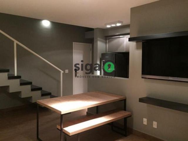 Duplex equipado e decorado com 89m2, 1 suite, lavabo, cozinha planejada, lavanderia e 1 vaga garagem
