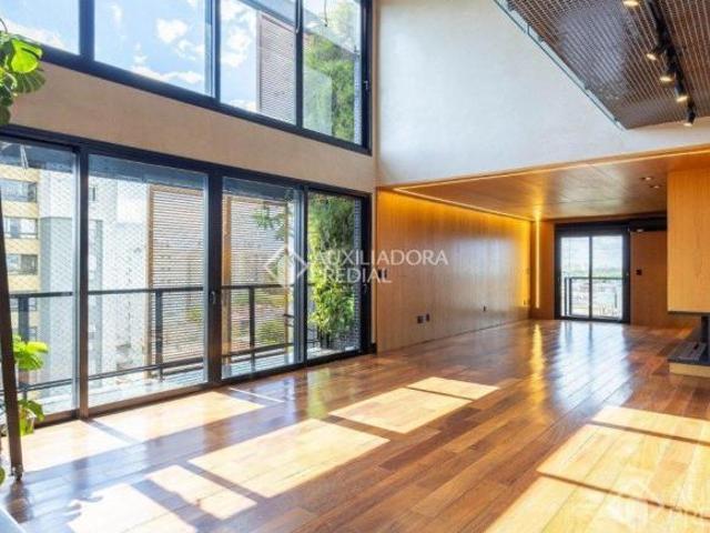 Duplex Exclusivo à Venda no Passo da Areia Porto Alegre