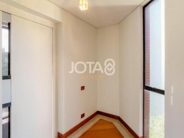 DUPLEX EXCLUSIVO DE 285 M² PRIVATIVOS NO EDIFÍCIO HEBE LAGOS | BATEL