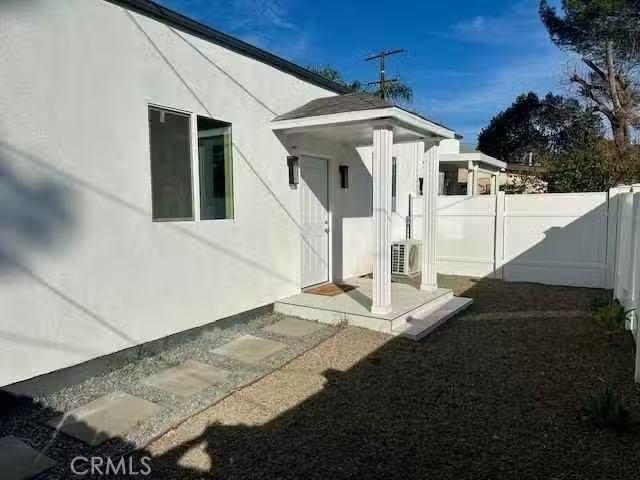 Duplex Ontario, CA 321 E D St
