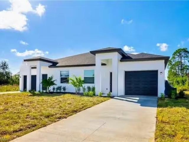 Duplex LEHIGH ACRES, FL 4732 22nd St Sw