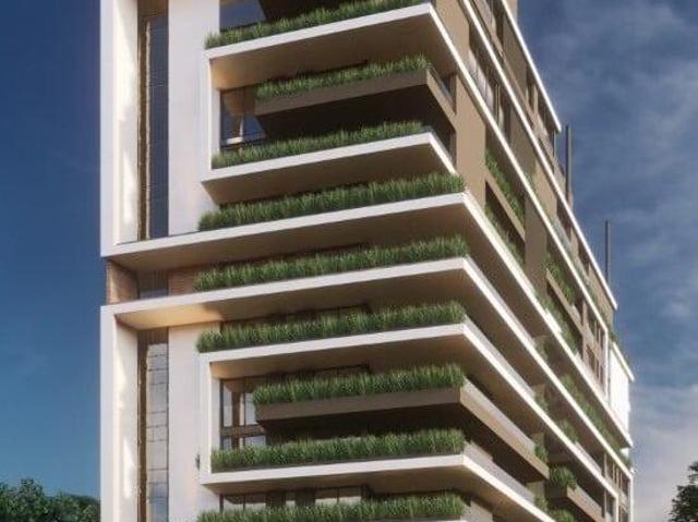 Duplex mobiliado no Água Verde – 244,4 m², 3 quartos e 4 vagas de garagem