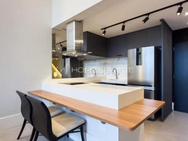 Duplex mobiliado de 100 m² com 2 suítes, varanda e lazer completo nos Jardins