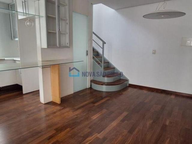 Duplex Moderno e Semi Mobiliado ao Lado do Metrô Vila Mariana
