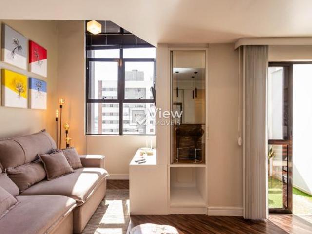 Duplex Moderno no Cabral | Excelente Localização e